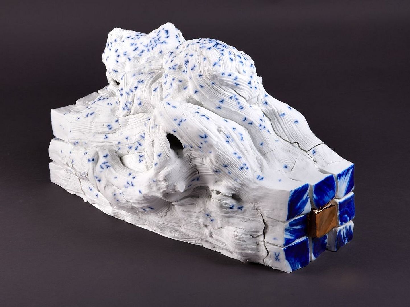 Knochen, Holz & Weißes Gold: Meissen bis 20.10.2024